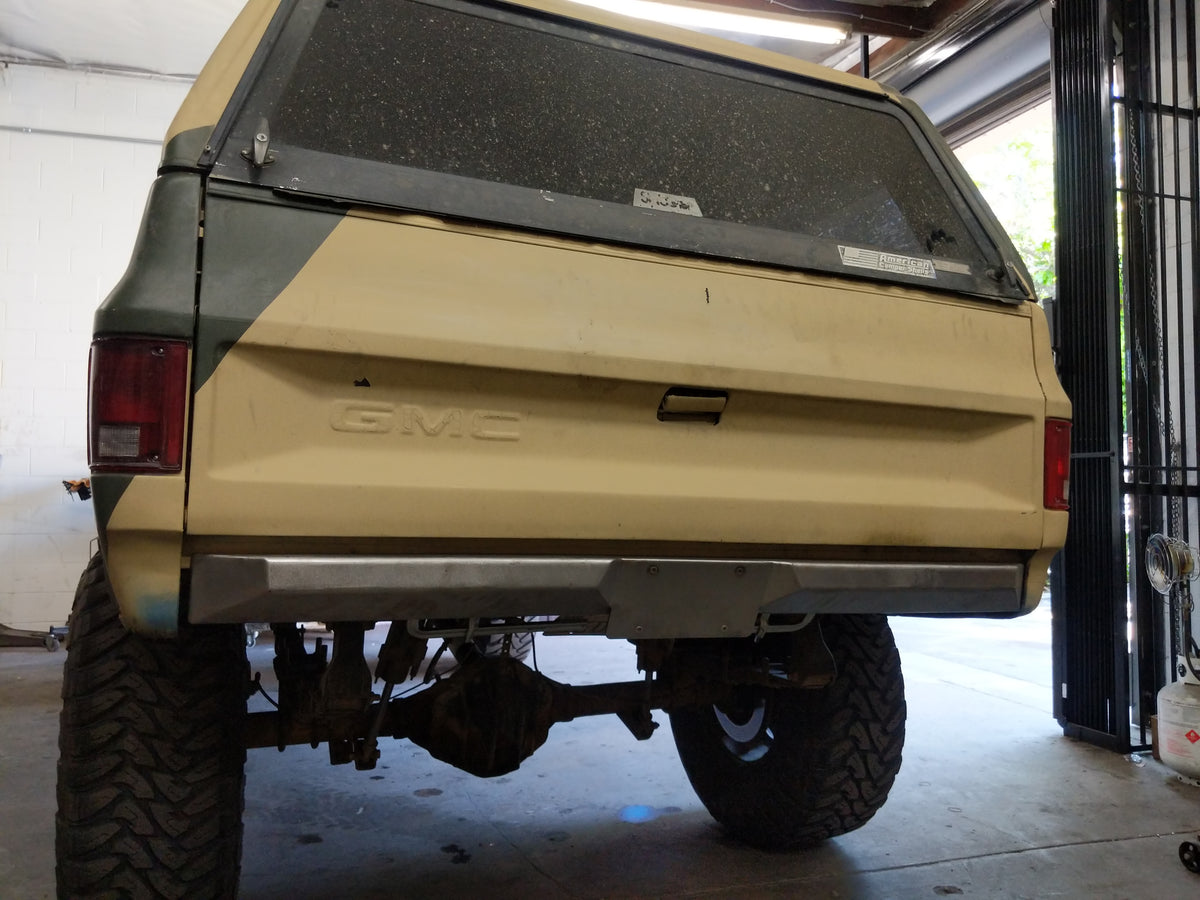 K10, K20, C10, C20 plate style rear bumper – Roberts Custom Trucks